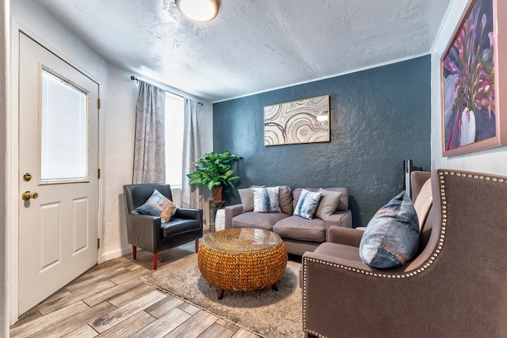 Jostack Downtown 1 - Flagstaff, AZ