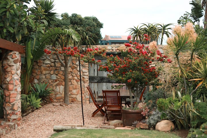 Garden Studio @ Supertubes - Jeffreys Bay