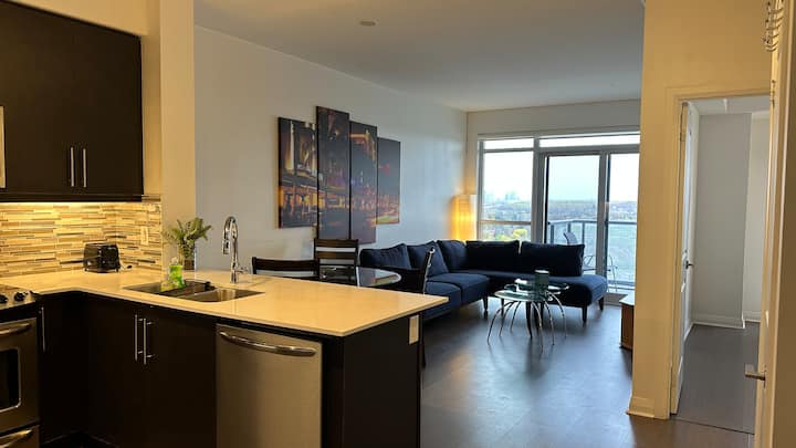 One Bed Modern Condo Unit In Richmond Hill Centre - Markham, Canada