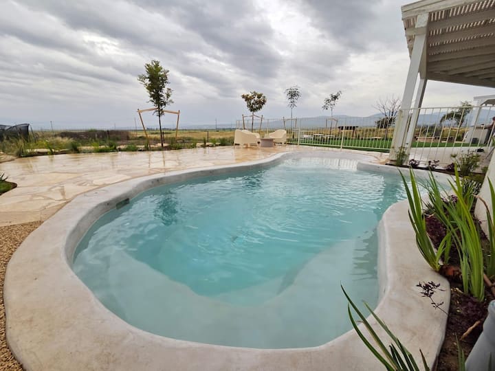 הוילה בעמק המעיינות - Israel