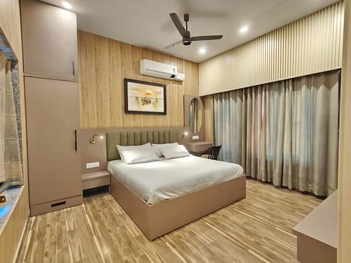 Elegant Room On A Mountain Top@ The Fogg - Renuka Ji