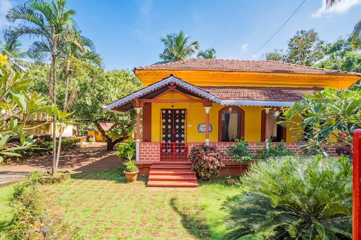 150 Year Old Portuguese Bungalow - Goa