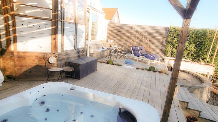 Privat Spabad & Pizzaugn – Nära Sjö Och Natur - Stockholm