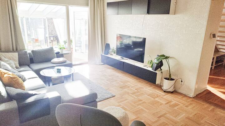 Privat Spabad & Pizzaugn – Nära Sjö Och Natur - Stockholm