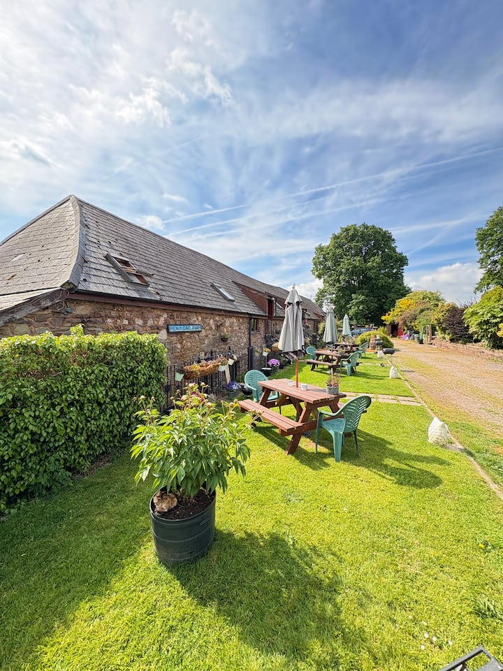 Pen-y-dre Farm, Tycrasu Cottage - 阿伯加文尼