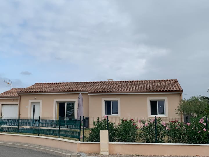 Logement Entier à Gaillac De Plain-pied Récent - Gaillac