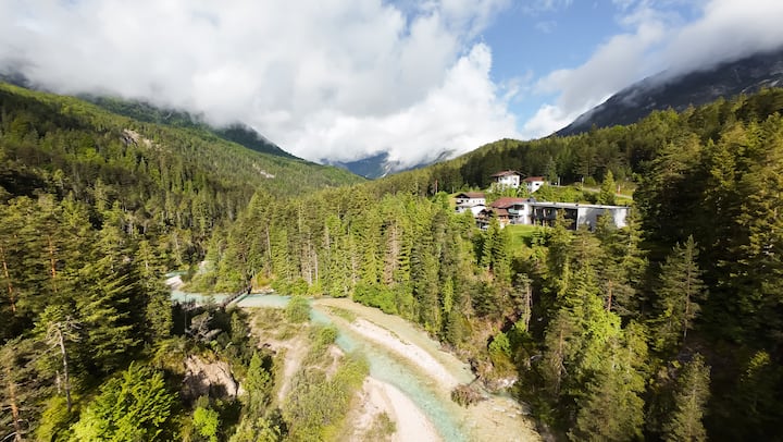 Isarlodge Wiesenhof - Kategorie "Wasser" - Mittenwald