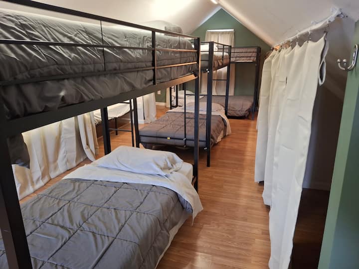 Cosy Loft With Multiple Beds - Verona, NY