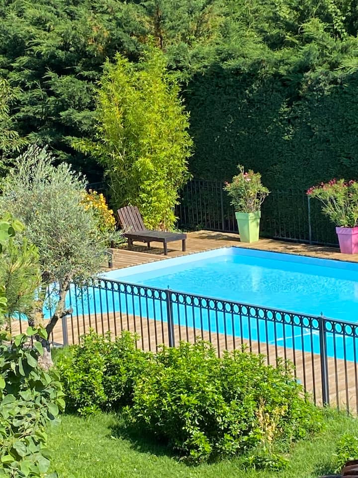 Grand Gîte Piscine, Groupes Familles,  Vichy 10mn - Vichy