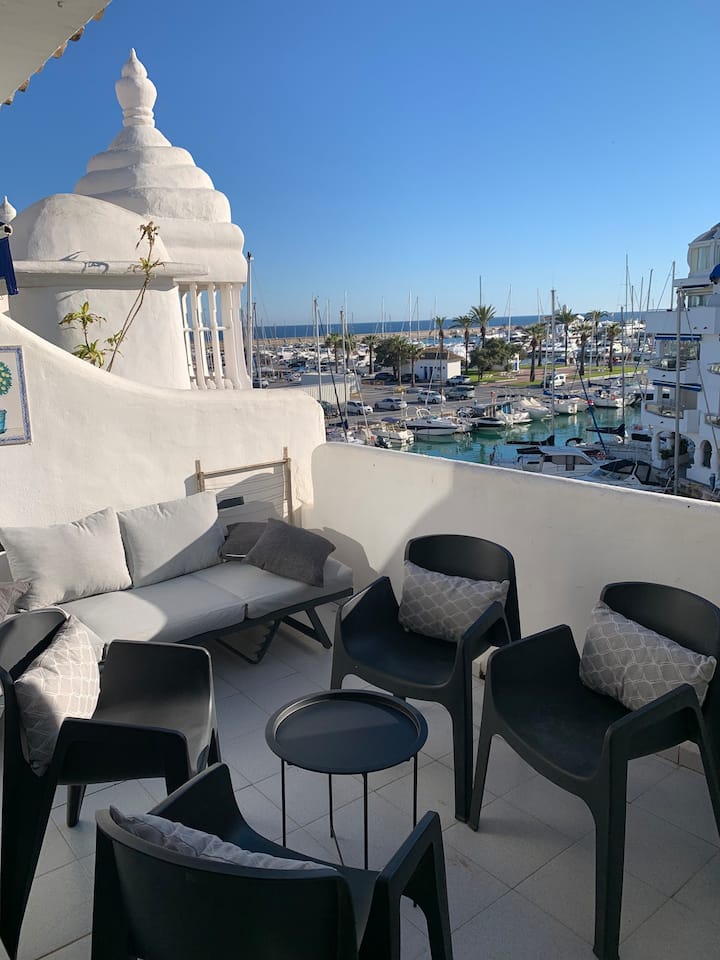 Appartement Au Bord De La Mer Et De La Marina - Benalmádena
