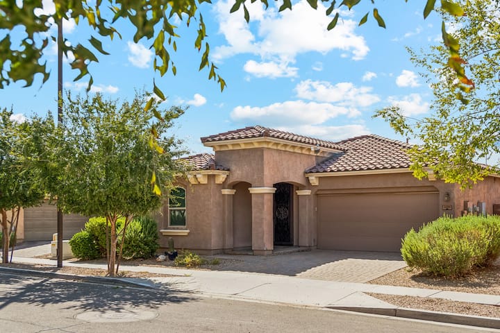 Monthly Special Patrick Place Spacious 3 Br Home Golf/shopping/gilbert - Gilbert, AZ