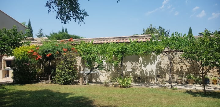 Joli Studio Dans Jardin 5mn à Pied Centre Ville - Fontaine-de-Vaucluse