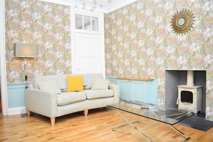 Carlton Street · Charming And Spacious Apartment. - Edinburgh