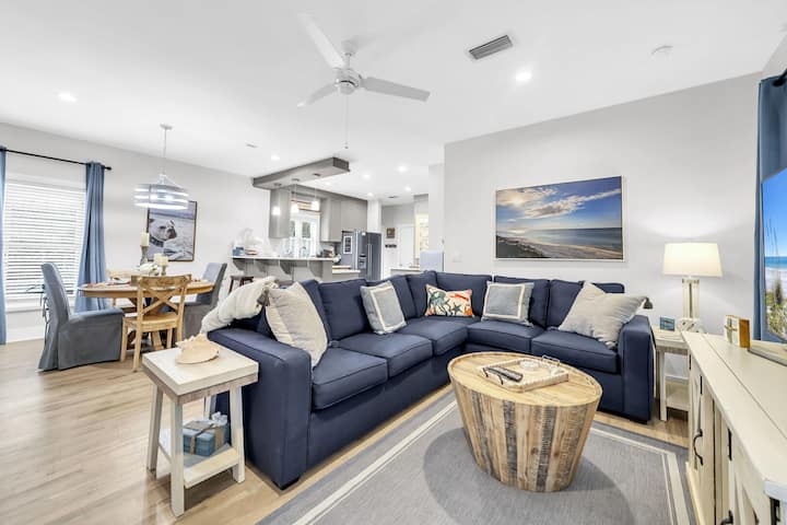 Pet Friendly Resort Pool & Beach Access! - Rosemary Beach, FL