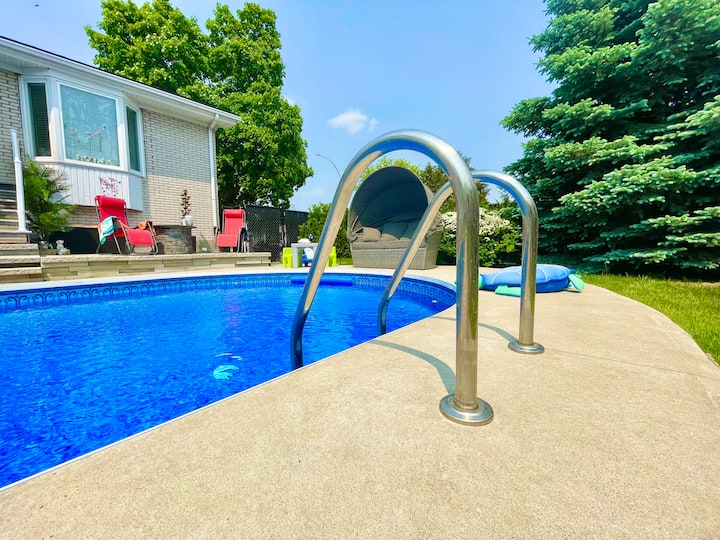 Zen : Piscine Salée Chauffée 24h, Piano, Lit King - Montréal, QC