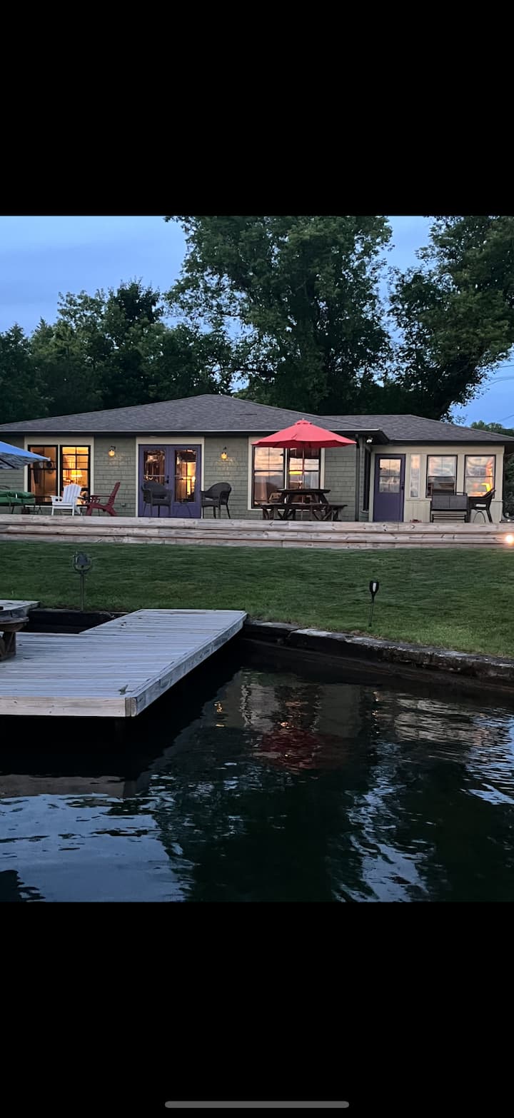 Lake Front Getaway On Lime Lake Near Ellicottville - Alpine Lake, Delevan