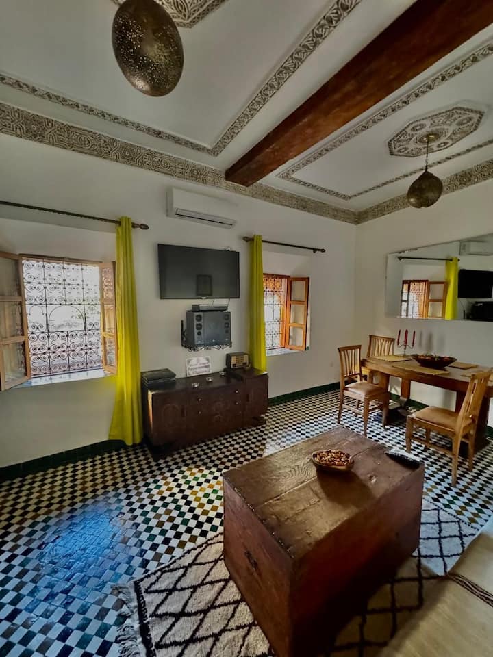 Appartement Khmissa Avec Petit Déj, à 94mbit/s - Fez