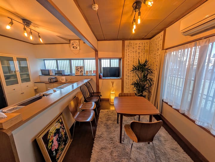 【別府駅徒歩10分*一軒家貸切り*寝室3部屋*free Wifi*最大8人*】 - 別府市