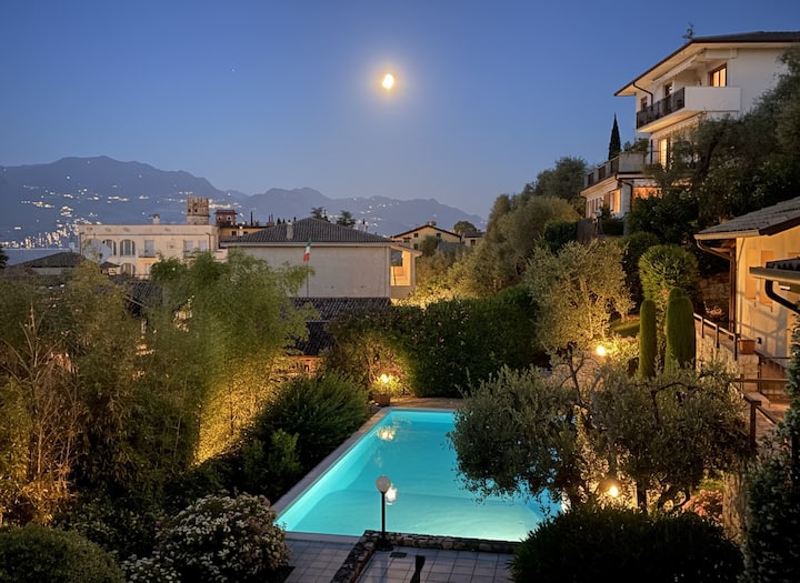 Wohnung 100 Meter Vom Gardasee Italy - Pai