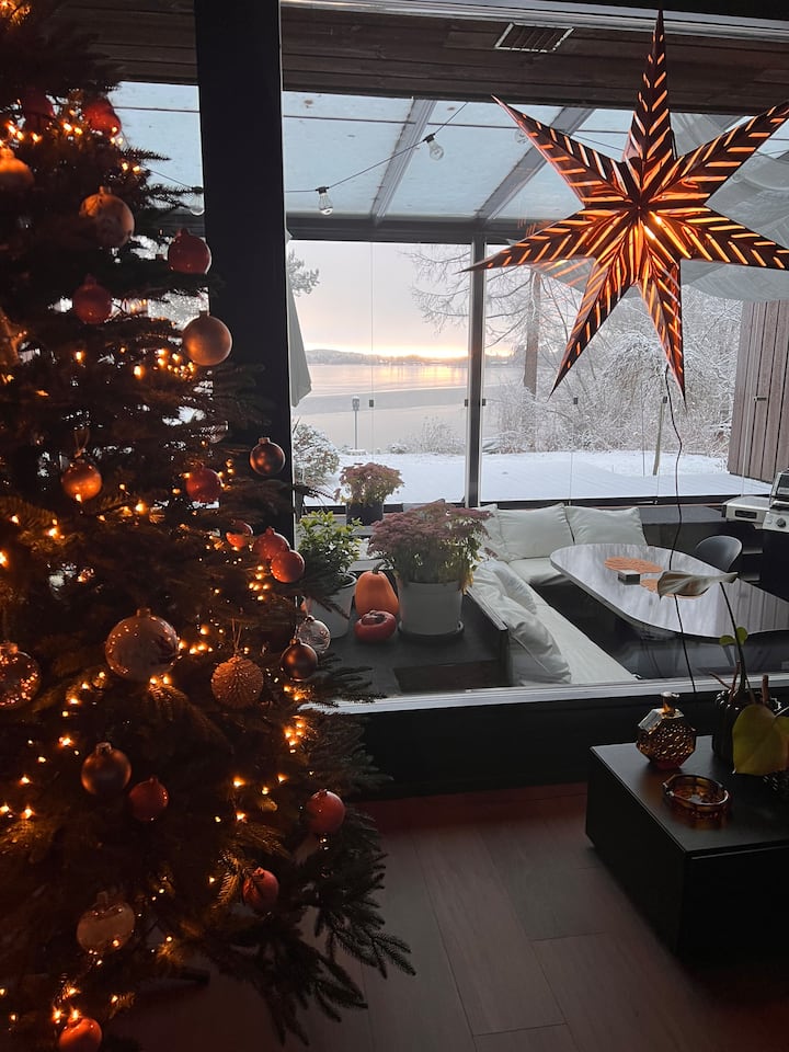 Christmas By The Lake – Private Sauna & Hot Tub - Finnland
