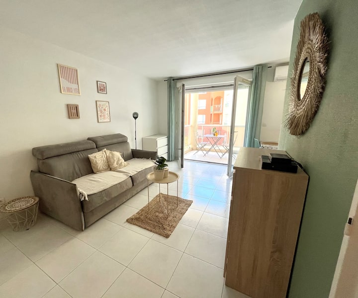 Charmant Studio Nice Est Proche Port. - Nice