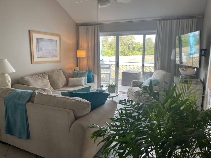 Have A Marsh-front, Pet Friendly Vacation Retreat! - St. Simons Island, GA