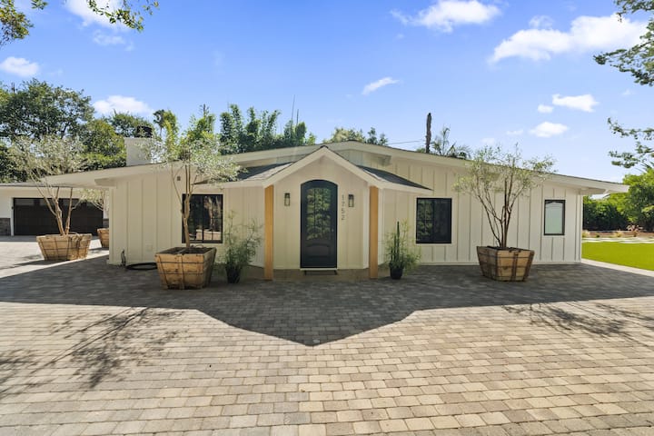 Private & Secluded North Tustin Home On Large Lot - Irvine, CA