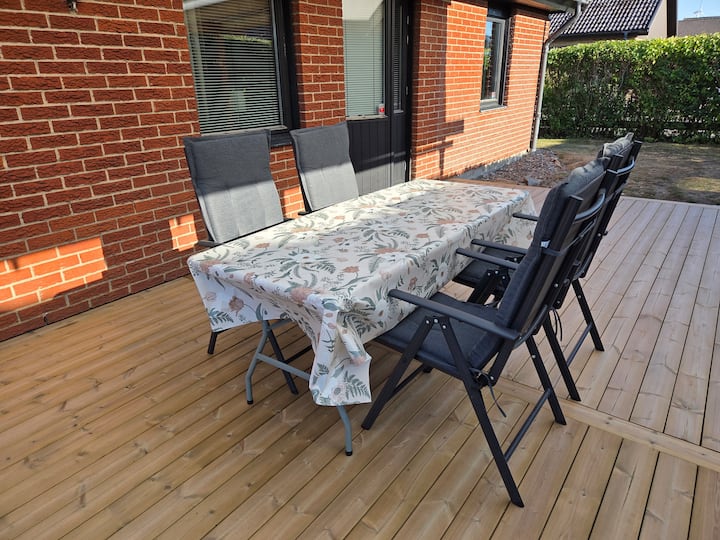 Trevlig Enplans Villa I Simrishamn På ÖSterlen - Simrishamn