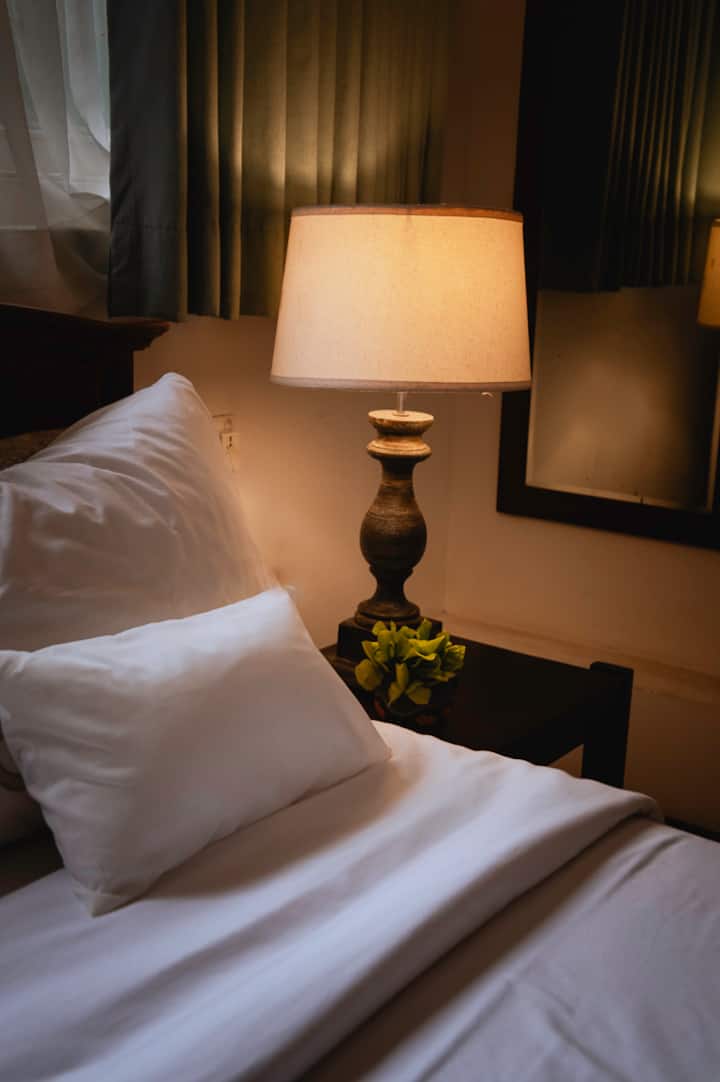 Ivy Nook - Where The Island Welcomes You Home - Colombo