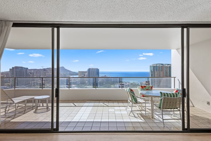 2bd Apartment With Parking And 30 Days Mini - Honolulu