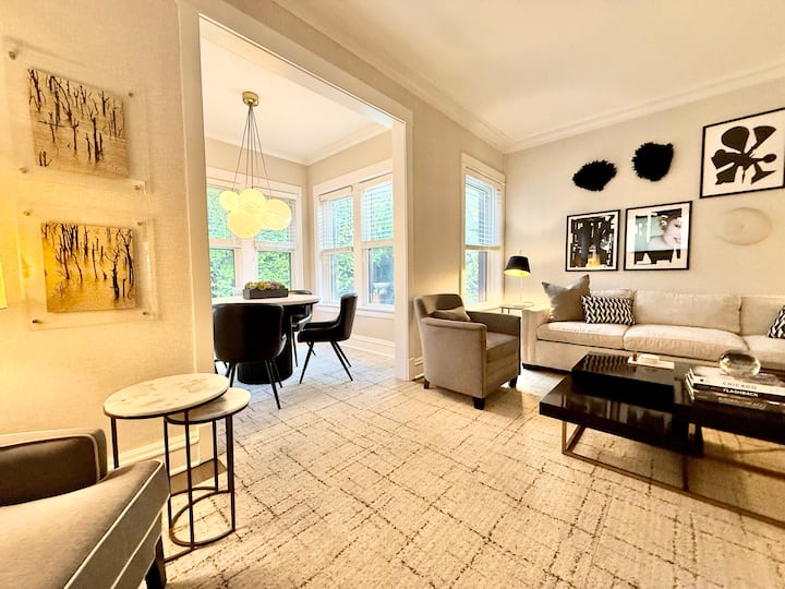 Where You Want To Be! Stylish, Comfy, Luxe - Chicago, IL