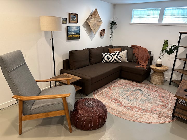 Superhost Rents Fully Equipped 1 Br Apt With W/d - Portland, OR