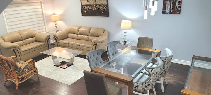 Family Home In Barrhaven, Ottawa Canada. - Ottawa