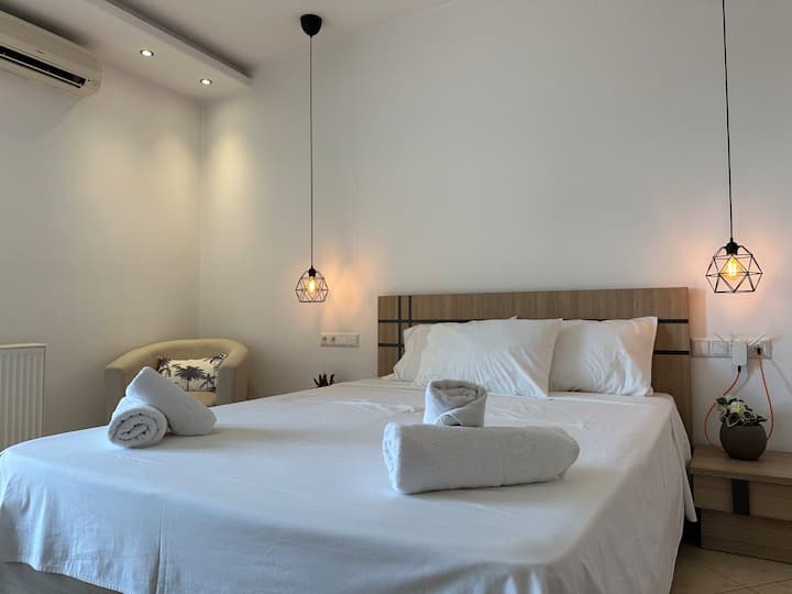 Sia's House 3 - Naxos