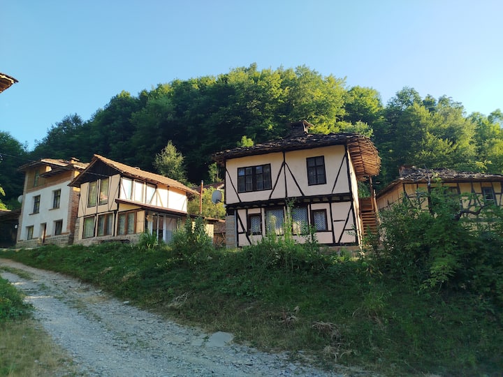 "Baba Elena" Eco Rustic Style Houses - Troyan