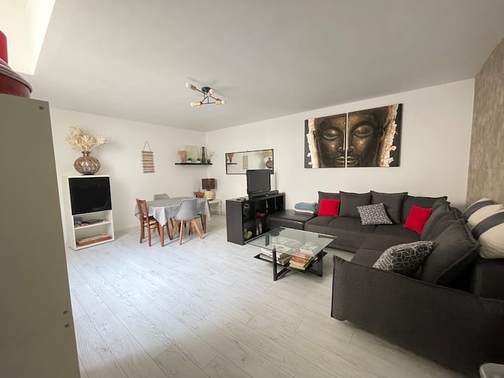 Grand T2 Calme, Quai Des Chartrons, Cité Mondiale - Bordeaux