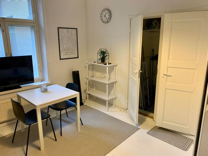 Viihtyisä Yksiö, Keskeinen Sijainti - Helsinki