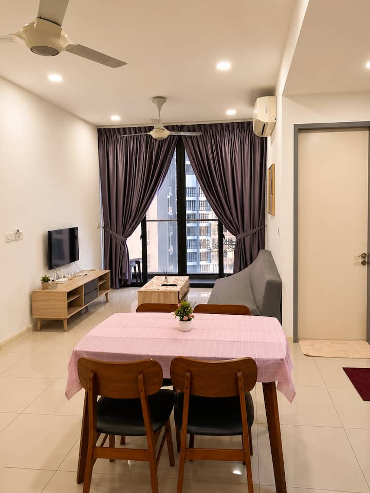 D'pristine 2br | Walk To Legoland | Pool | Netflix - Iskandar Puteri