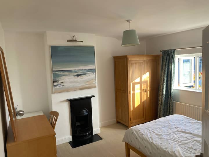 Bright And Lovely Room In Twickenham - Kingston upon Thames