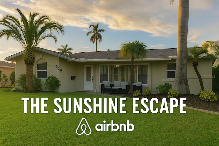 Near Beach ~ Beautiful 3 Bed Home ~ Heated Pool - Deerfield Beach