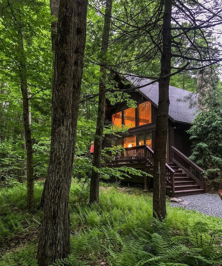 Pine Cone Cabin - Lake Naomi Poconos Escape - Pocono Lake