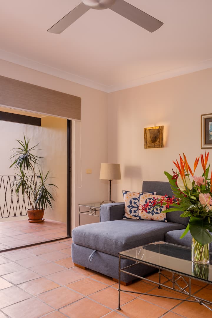 Villa San Michele - In The Heart Of Macrossan St - Port Douglas