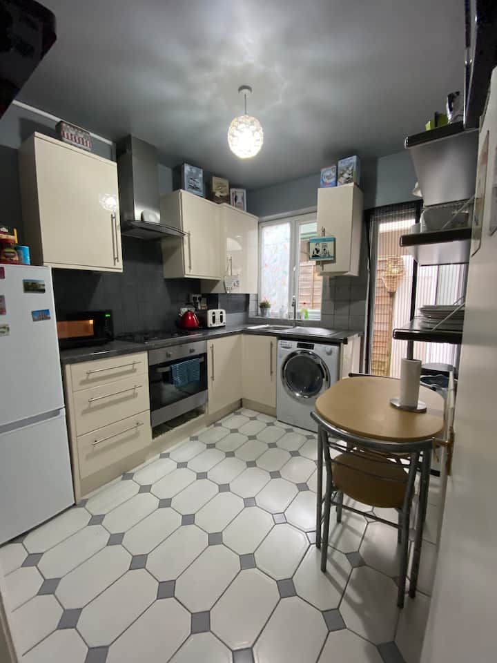 Garden Flat In The Heart Of  London - Londra