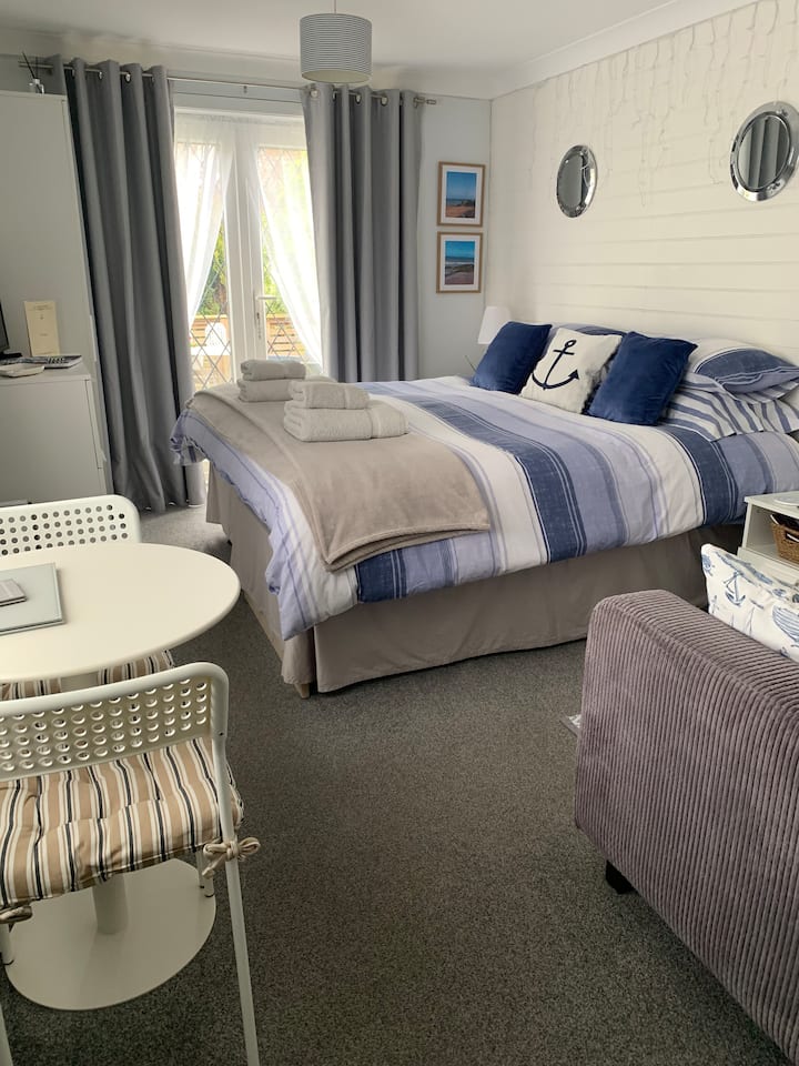 Annexe+terrace+kitchen+free Parking - Broadstairs