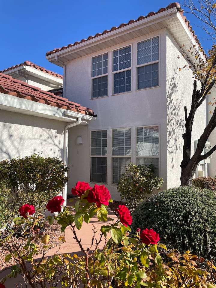 Beautiful & Bright. Great Location, Monthly Rate. - Arizona