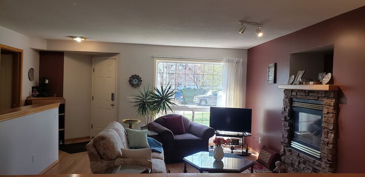 Katy's Cozy Room - Calgary
