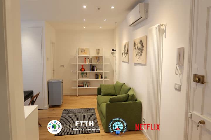 Tourist & Smart Working Suite 38 | By Vivifriuli - Trieste