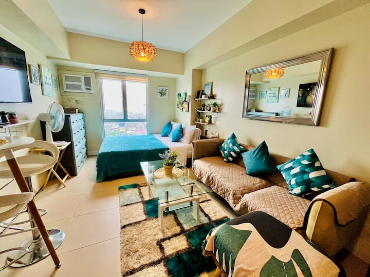 I.t. Park Chic & Comfy Studio W/ Wifi & Netflix - Cebu City