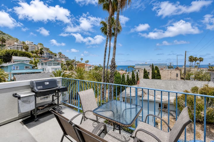 211w Cozy 2 Bdr + Ocean View + 2 Blocks From Water - Avalon, CA