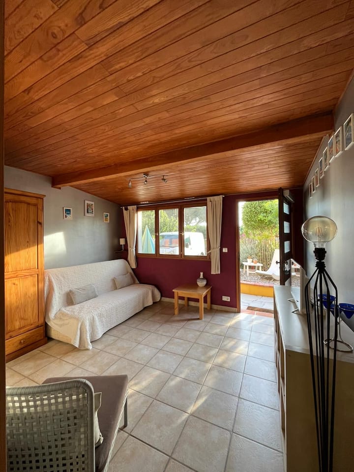 Studio, Rez De Villa - Le Pradet